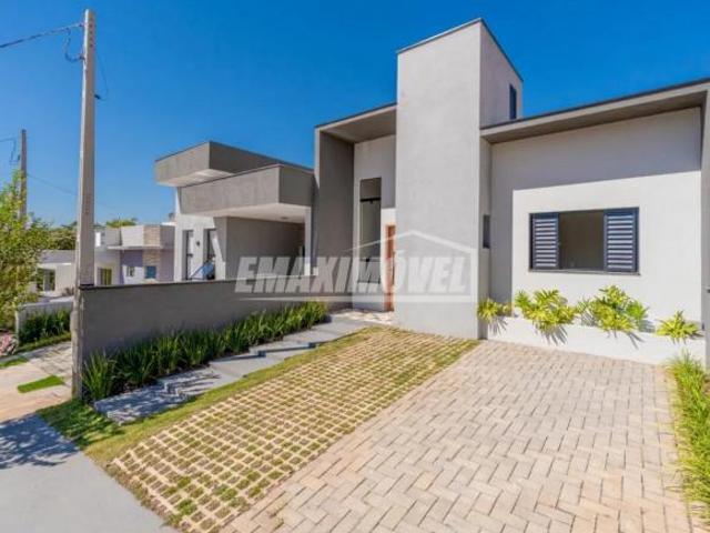 Casa de Condomínio para venda em Caguaçu de 115.00m² com 3 Quartos, 1 Suite e 2 Garagens