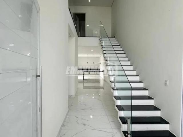 Casa de Condomínio para venda em Cajuru Do Sul de 183.00m² com 3 Quartos, 3 Suites e 4 Garagens