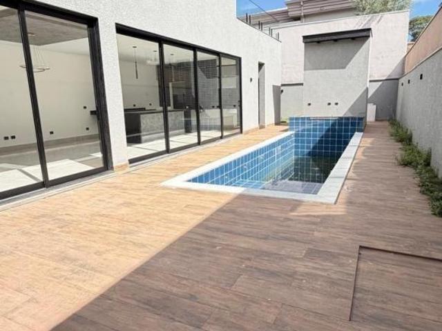 Casa de Condomínio para venda em Cajuru Do Sul de 267.00m² com 3 Quartos, 3 Suites e 4 Garagens