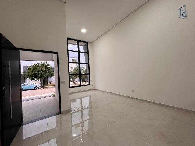 Casa de Condomínio para venda em Cajuru Do Sul em Sorocaba São Paulo de 127.80m² com 3 Quartos, 1 Suíte e 4 Garagens