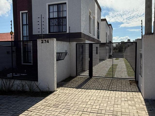 Casa de Condomínio para venda em Capão Raso em Curitiba Paraná de 207.00m² com 3 Quartos, 1 Suíte e 3 Garagens