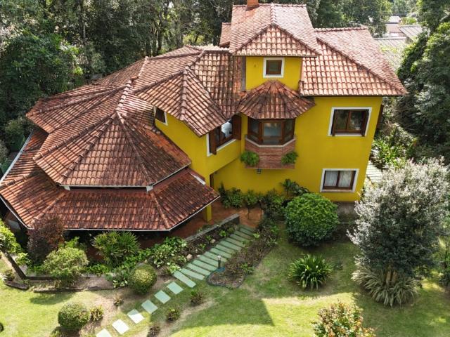 Casa de Condomínio para venda em Caraguatá em Mairiporã São Paulo de 311.30m² com 5 Quartos, 3 Suítes e 4 Garagens