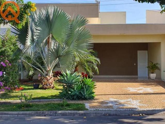 Casa de Condomínio para venda em Cascata de 180.00m² com 3 Quartos, 3 Suites e 4 Garagens