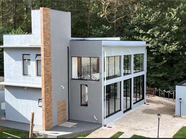Casa de Condomínio para venda em Caxambu em Jundiaí São Paulo de 249.00m² com 4 Quartos, 3 Suítes e 4 Garagens