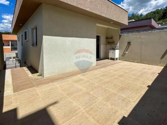 Casa de Condomínio para venda em Centro de 150.00m² com 3 Quartos, 1 Suite e 2 Garagens