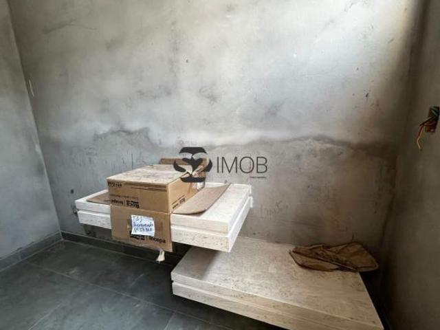 Casa de Condomínio para venda em Centro de 167.00m² com 3 Quartos, 3 Suites e 4 Garagens