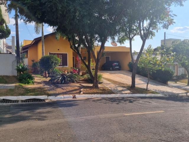 Casa de Condomínio para venda em Centro em Vinhedo São Paulo de 250.00m² com 3 Quartos, 3 Suítes e 4 Garagens