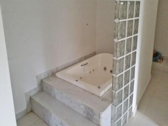 Casa de Condomínio para venda em Centro, Rio Acima