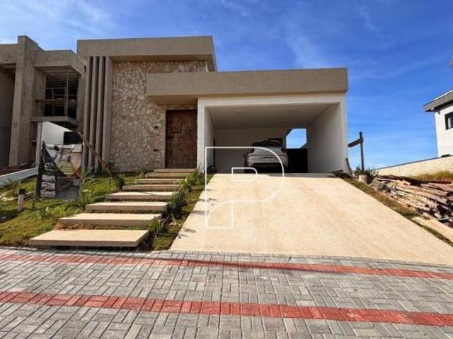 Casa de Condomínio para venda em Central Park Residence Club de 228.00m² com 3 Quartos, 3 Suites e 4