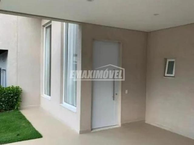 Casa de Condomínio para venda em Central Parque de 142.00m² com 2 Quartos, 2 Suites e 4 Garagens