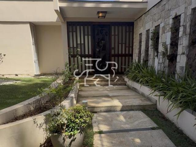 Casa de Condomínio para venda em Chácara Monte Alegre de 696.00m² com 4 Quartos, 4 Suites e 5 Garage