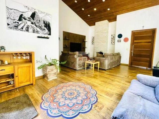 Casa de Condomínio para venda em Chácara São Félix de 400.00m² com 3 Quartos, 3 Suites e 12 Garagens