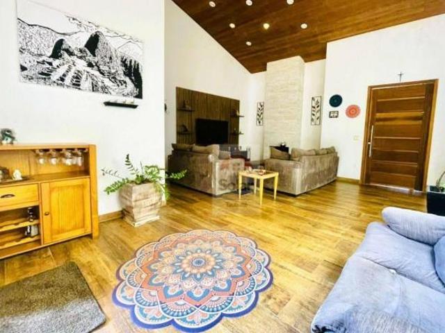 Casa de Condomínio para venda em Chácara São Félix de 400.00m² com 3 Quartos, 3 Suites e 12 Garagens