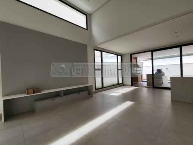 Casa de Condomínio para venda em Chácaras Residenciais Santa Maria de 232.00m² com 3 Quartos, 3 Suit