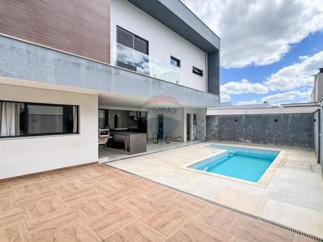 Casa de Condomínio para venda em Chácaras Residenciais Santa Maria de 245.19m² com 5 Quartos, 4 Suit