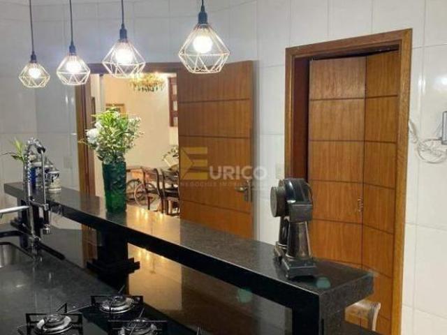 Casa de Condomínio para venda em Condomínio Madre Maria Vilac de 237.00m² com 3 Quartos, 3 Suites e