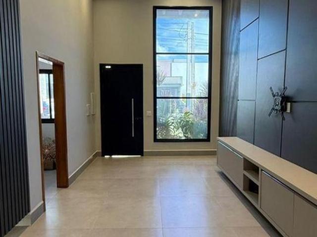 Casa de Condomínio para venda em Condominio Mantova de 144.00m² com 3 Quartos, 1 Suite e 3 Garagens