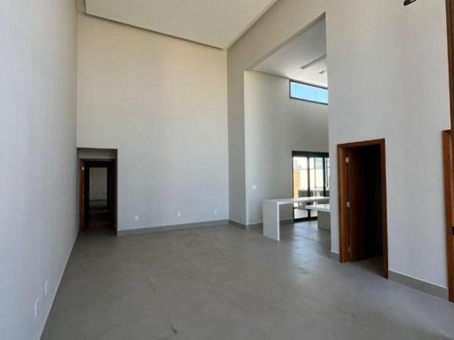 Casa de Condomínio para venda em Condomínio Maria Cândida de 189.00m² com 3 Quartos, 3 Suites e 4 Ga