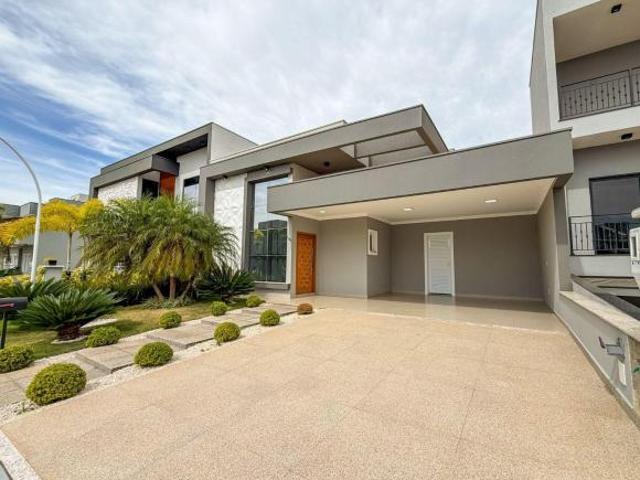 Casa de Condomínio para venda em Condomínio Maria Dulce de 187.00m² com 3 Quartos, 3 Suites e 4 Gara