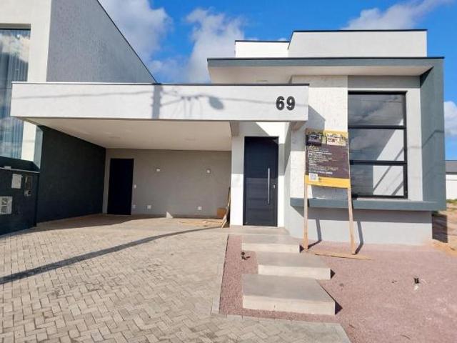 Casa de Condomínio para venda em Condomínio Monterrey de 168.00m² com 3 Quartos, 1 Suite e 4 Garagen