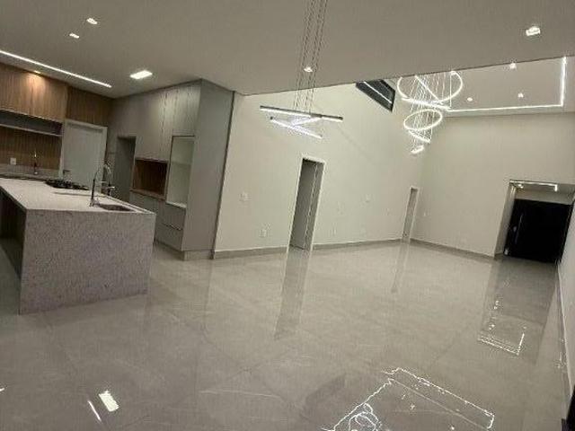 Casa de Condomínio para venda e aluguel em Condominio Alphaville Castello de 237.00m² com 4 Quartos