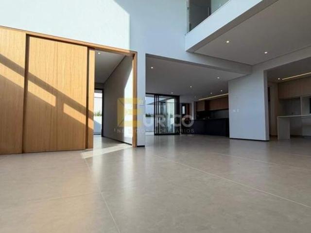Casa de Condomínio para venda em Condomínio Alphaville Dom Pedro 3 de 360.00m² com 4 Quartos, 4 Suit