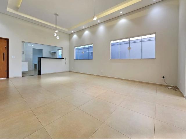 Casa de Condomínio para venda em Condomínio Buona Vita em Araraquara São Paulo de 157.00m² com 3 Quartos, 1 Suíte e 4 Garagens