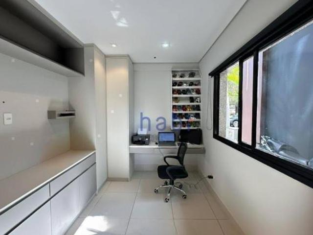 Casa de Condomínio para venda em Condomínio Belvedere I de 280.00m² com 3 Quartos, 3 Suites e 4 Gara