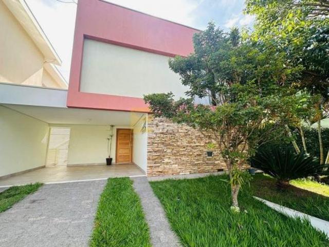 Casa de Condomínio para venda em Condomínio Canterville de 295.77m² com 3 Quartos, 3 Suites e 4 Gara
