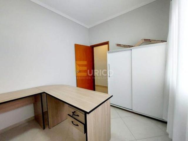 Casa de Condomínio para venda em Condomínio Canterville de 223.33m² com 4 Quartos, 3 Suites e 5 Gara