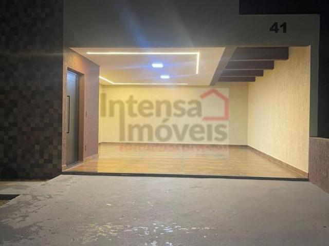 Casa de Condomínio para venda em Condominio Cataguá Way de 257.00m² com 3 Quartos, 2 Suites e 2 Gara