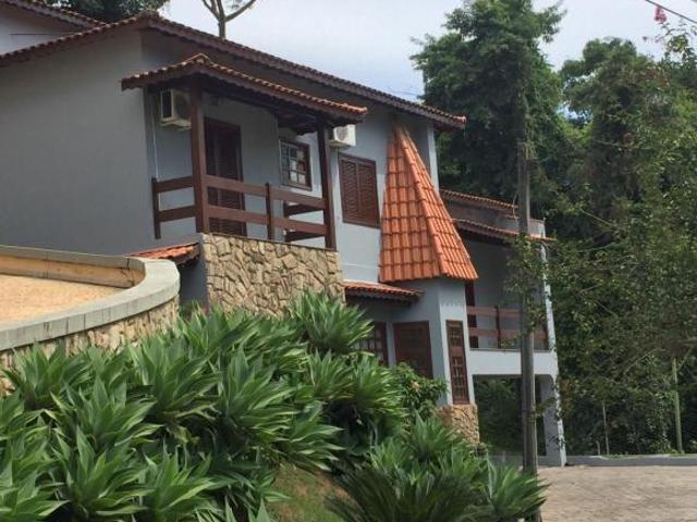 Casa de Condomínio para venda em Condomínio Chácara Flora de 400.00m² com 3 Quartos, 1 Suite e 5 Gar