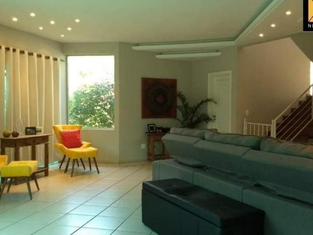 Casa de Condomínio para venda em Condomínio Chácaras do Lago de 326.00m² com 3 Quartos, 1 Suite e 4