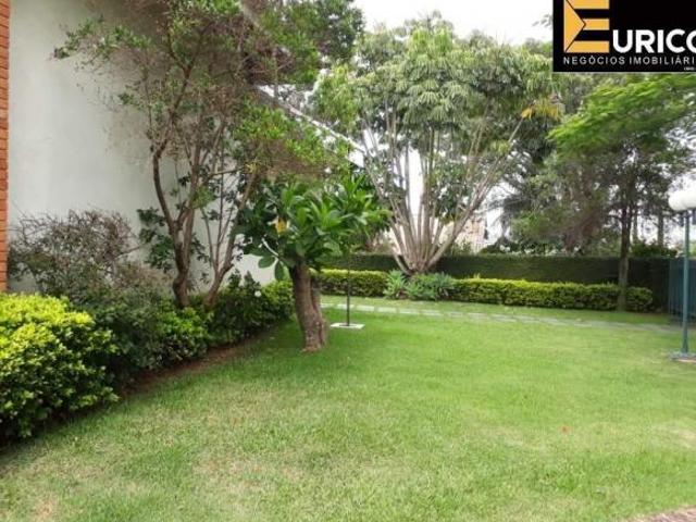 Casa de Condomínio para venda em Condomínio Estância Marambaia de 450.00m² com 3 Quartos, 1 Suite e