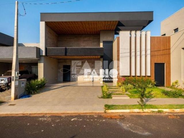 Casa de Condomínio para venda em Condomínio Figueira Ii de 185.00m² com 3 Quartos, 3 Suites e 4 Gara