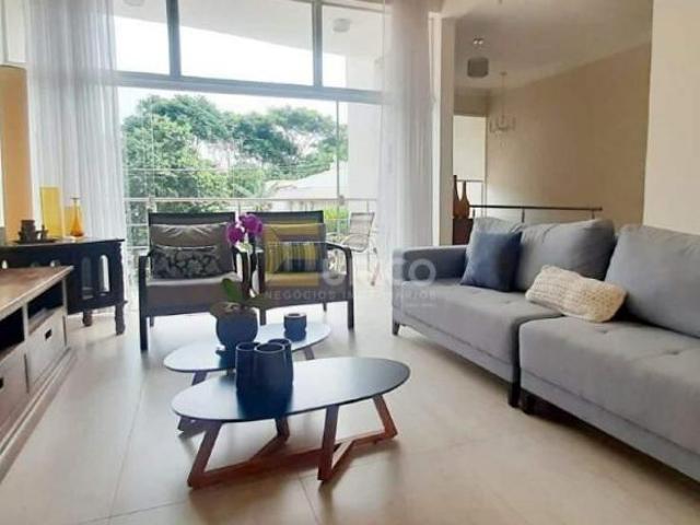 Casa de Condomínio para venda em Condomínio Fiorella de 320.00m² com 4 Quartos, 4 Suites e 4 Garagen