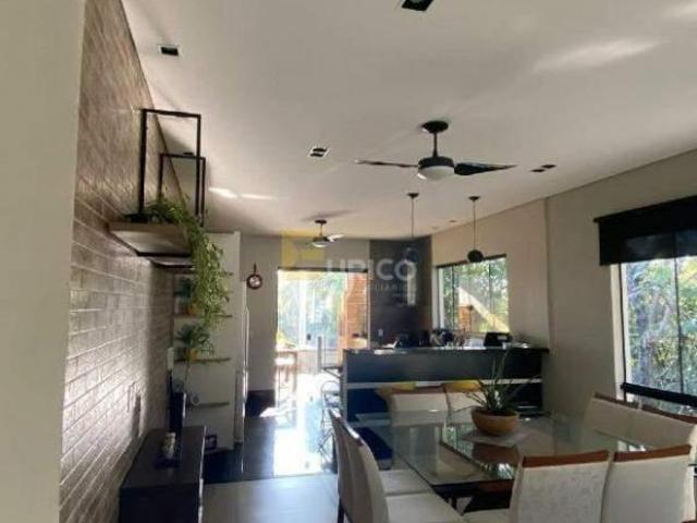 Casa de Condomínio para venda em Condomínio Flor da Serra de 230.00m² com 3 Quartos, 3 Suites e 2 Ga