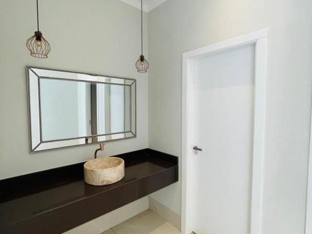 Casa de Condomínio para venda em Condomínio Habiana 2 de 300.00m² com 3 Quartos, 1 Suite e 2 Garagen