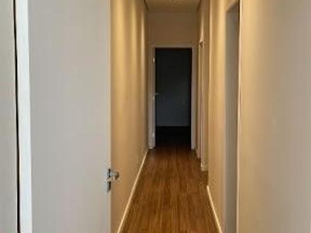 Casa de Condomínio para venda em Condomínio Helena Maria de 140.00m² com 3 Quartos, 3 Suites e 4 Gar