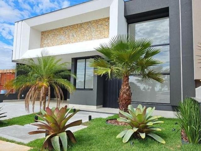 Casa de Condomínio para venda em Condomínio London Park de 195.00m² com 3 Quartos, 3 Suites e 4 Gara