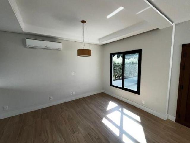 Casa de Condomínio para venda em Condomínio Park Real de 119.00m² com 3 Quartos, 1 Suite e 2 Garagen