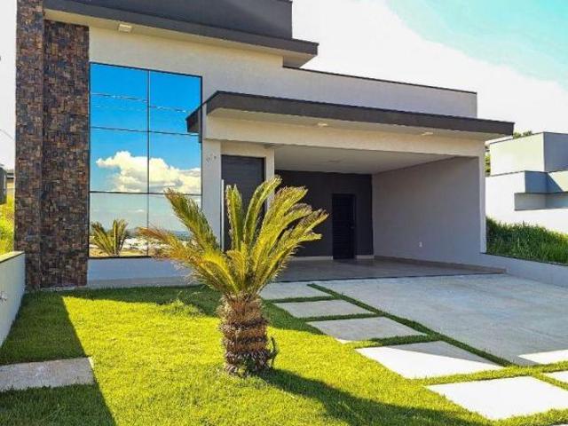 Casa de Condomínio para venda em Condomínio Park Vista Real de 192.00m² com 3 Quartos, 3 Suites e 4