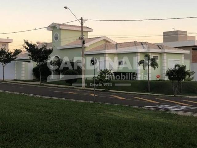 Casa de Condomínio para venda em Condomínio Parque Residencial Damha Iii de 217.00m² com 3 Quartos