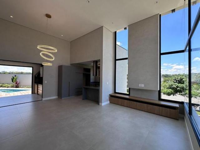 Casa de Condomínio para venda em Condomínio Piemonte de 210.00m² com 3 Quartos, 3 Suites e 4 Garagen