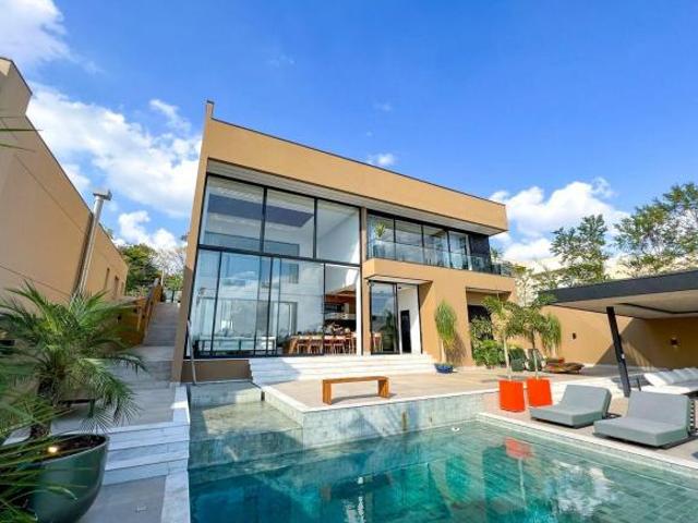 Casa de Condomínio para venda em Condomínio Portal Do Lago de 700.00m² com 3 Quartos, 3 Suites e 6 G
