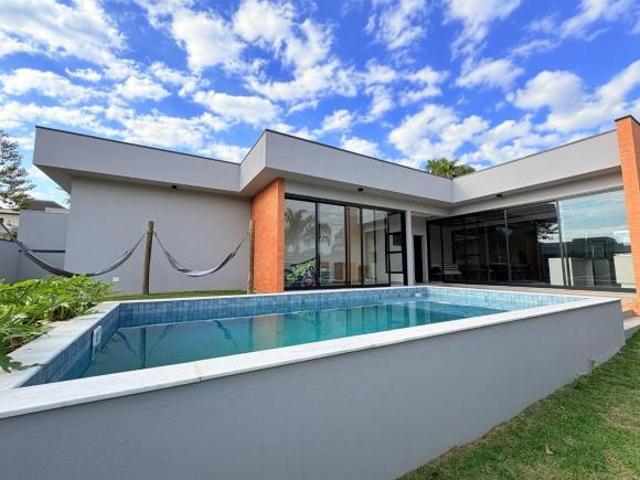 Casa de Condomínio para venda em Condomínio Querencia de 320.00m² com 4 Quartos, 3 Suites e 6 Garage