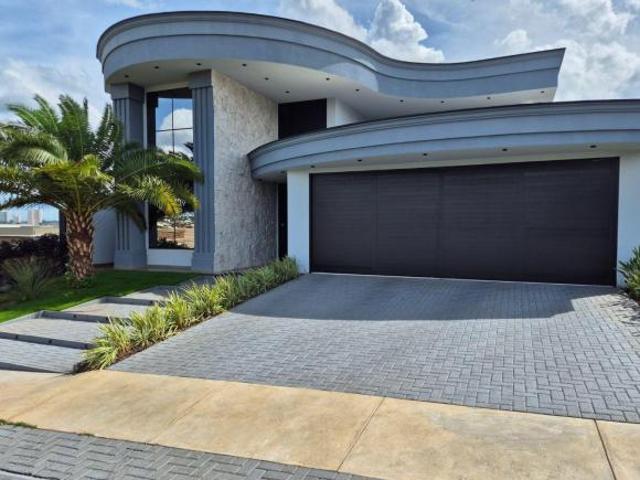 Casa de Condomínio para venda em Condomínio Quinta Das Laranjeiras de 276.00m² com 3 Quartos, 3 Suit