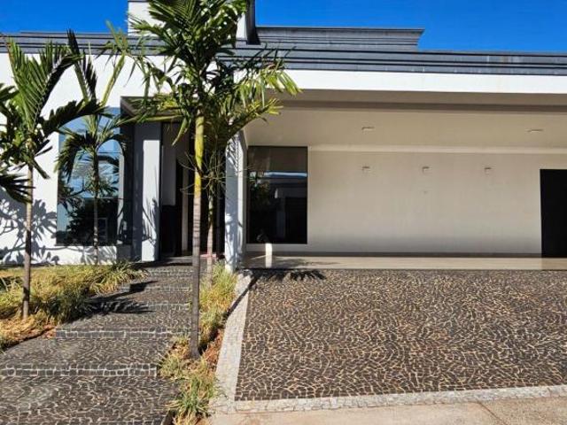 Casa de Condomínio para venda em Condomínio Quinta Das Laranjeiras de 280.00m² com 4 Quartos, 4 Suit