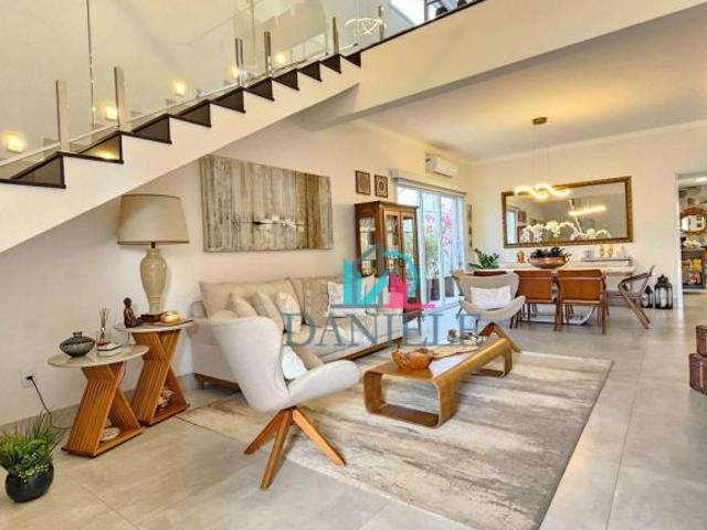 Casa de Condomínio para venda em Condomínio Quinta Das Tipuanas de 368.00m² com 4 Quartos, 4 Suites