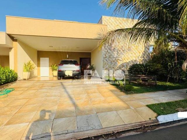 Casa de Condomínio para venda em Condomínio Recanto Do Lago de 241.00m² com 3 Quartos, 3 Suites e 4